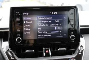 Grey Toyota Corolla 2019 in Riga, with an engine capacity of 1.60 L and mileage of 115 thousand km for 14990 €, photo 6 on AUTOMOTO.COM.LV