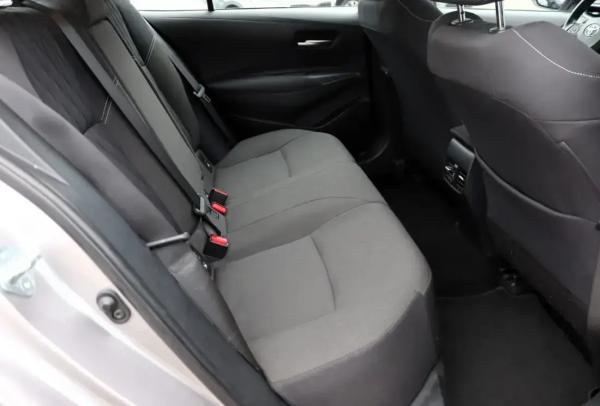 Тойота Королла 2019 в Рига на AUTOMOTO.COM.LV Серый Тойота Королла 2019 в Рига, объемом двигателя 1.60 л и пробегом 115 тыс. км за 14990 €, фото 8 на AUTOMOTO.COM.LV