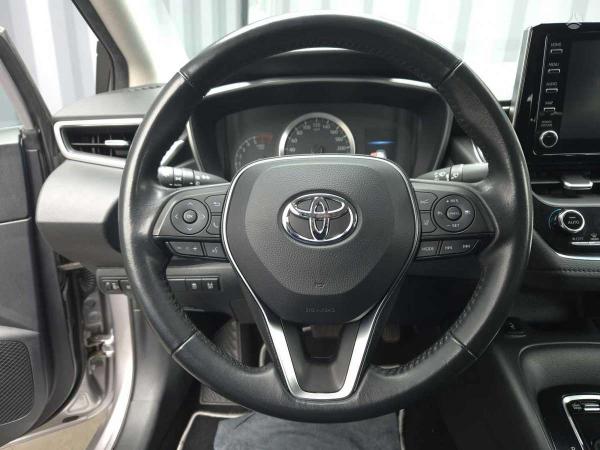Pelēks Toyota Corolla 2020 Viļņa, ar dzinēja tilpumu 1.80 L un nobraukumu 103 tūkst. km par 17500 €, foto 8 vietnē AUTOMOTO.COM.LV