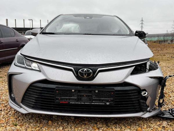 Pelēks Toyota Corolla 2020 Rīga, ar dzinēja tilpumu 1.60 L un nobraukumu 42 tūkst. km par 6950 €, foto 10 vietnē AUTOMOTO.COM.LV