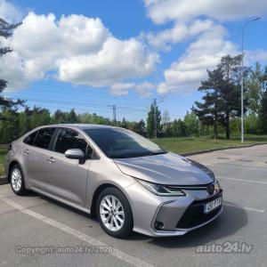 Серый Тойота Королла 2020 в Таллин, объемом двигателя 1.60 л и пробегом 59 тыс. км за 18300 €, фото  на AUTOMOTO.COM.LV
