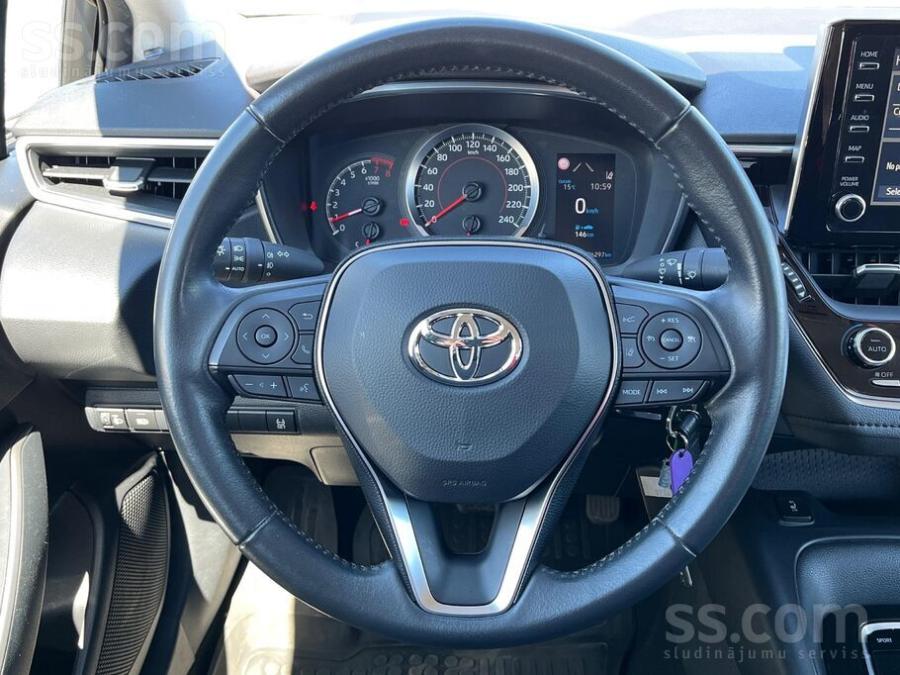 Pelēks Toyota Corolla 2020 Rīga, ar dzinēja tilpumu 1.60 L un nobraukumu 96 tūkst. km par 15990 €, foto 13 vietnē AUTOMOTO.COM.LV