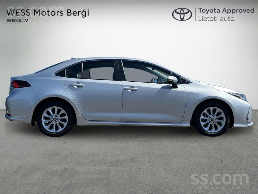 Pelēks Toyota Corolla 2020 Rīga, ar dzinēja tilpumu 1.60 L un nobraukumu 96 tūkst. km par 15990 €, foto 23 vietnē AUTOMOTO.COM.LV