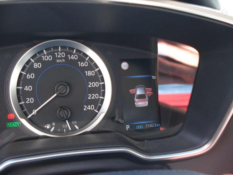 Pelēks Toyota Corolla 2020 Viļņa, ar dzinēja tilpumu 1.80 L un nobraukumu 71 tūkst. km par 18300 €, foto 12 vietnē AUTOMOTO.COM.LV