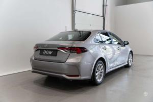 Pelēks Toyota Corolla 2020 Viļņa, ar dzinēja tilpumu 1.60 L un nobraukumu 69 tūkst. km par 15900 €, foto 6 vietnē AUTOMOTO.COM.LV