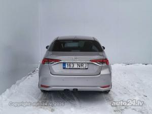 Pelēks Toyota Corolla 2020 Tallina, ar dzinēja tilpumu 1.60 L un nobraukumu 86 tūkst. km par 14000 €, foto 5 vietnē AUTOMOTO.COM.LV