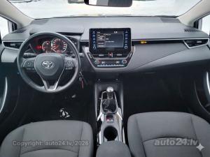 Pelēks Toyota Corolla 2020 Tallina, ar dzinēja tilpumu 1.60 L un nobraukumu 86 tūkst. km par 14000 €, foto 9 vietnē AUTOMOTO.COM.LV