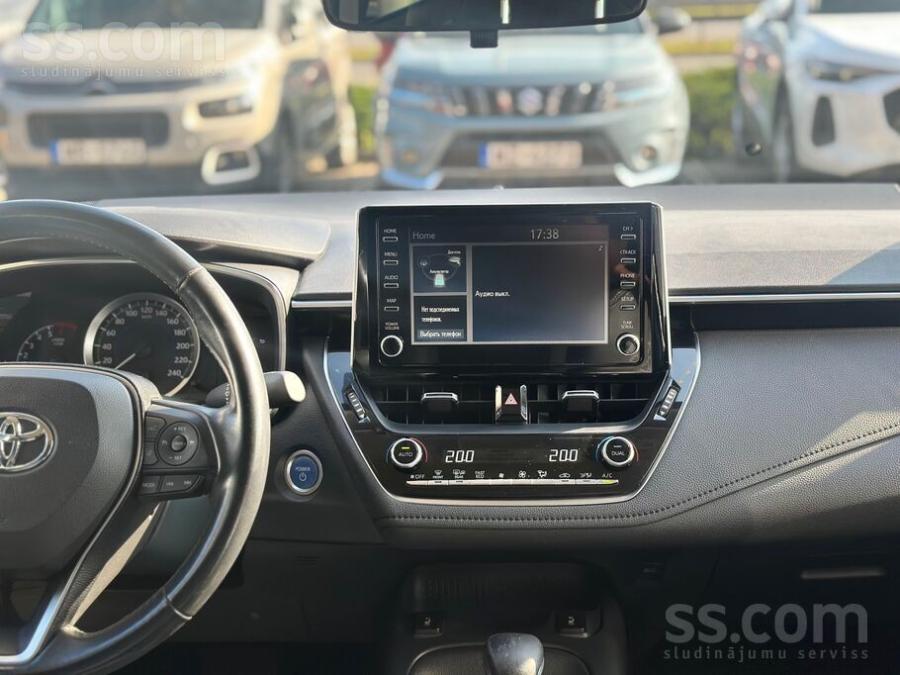 Pelēks Toyota Corolla 2020 Rīga, ar dzinēja tilpumu 1.80 L un nobraukumu 95 tūkst. km par 16990 €, foto 12 vietnē AUTOMOTO.COM.LV