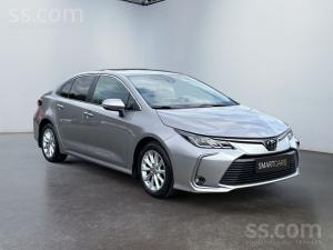 Grey Toyota Corolla 2020 in Riga, with an engine capacity of 1.60 L and mileage of 43 thousand km for 16150 €, photo 8 on AUTOMOTO.COM.LV