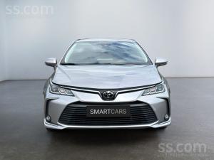 Grey Toyota Corolla 2020 in Riga, with an engine capacity of 1.60 L and mileage of 43 thousand km for 16150 €, photo 9 on AUTOMOTO.COM.LV