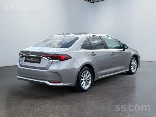 Pelēks Toyota Corolla 2020 Rīga, ar dzinēja tilpumu 1.60 L un nobraukumu 43 tūkst. km par 16150 €, foto 5 vietnē AUTOMOTO.COM.LV