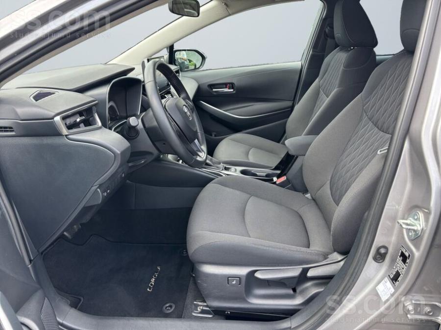 Pelēks Toyota Corolla 2020 Rīga, ar dzinēja tilpumu 1.60 L un nobraukumu 43 tūkst. km par 16150 €, foto 10 vietnē AUTOMOTO.COM.LV