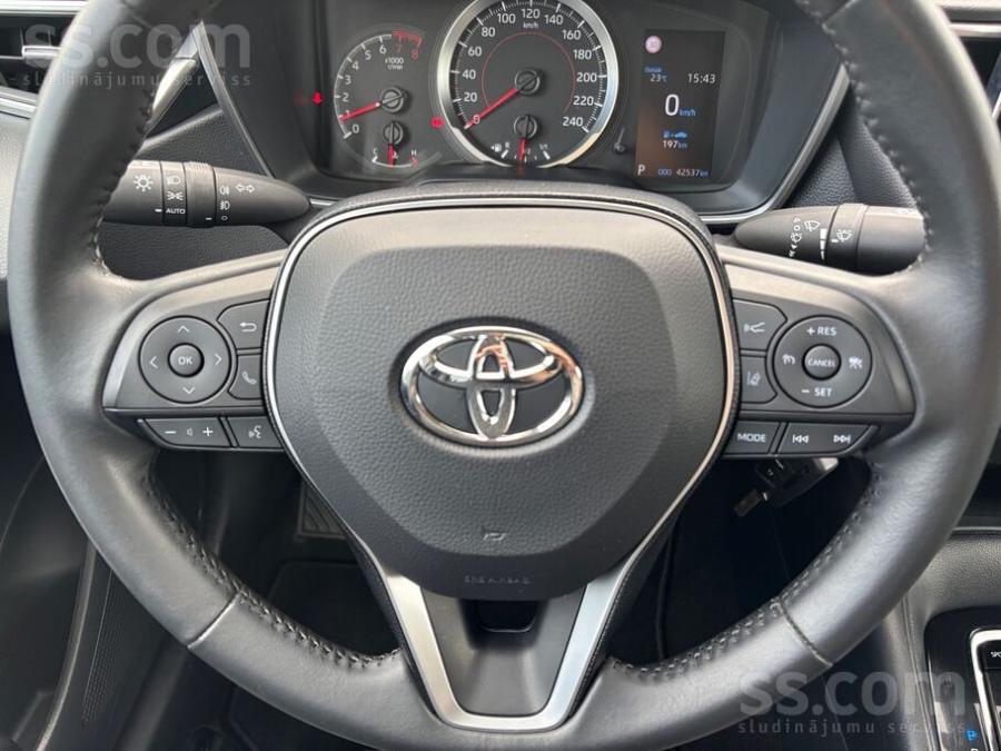 Pelēks Toyota Corolla 2020 Rīga, ar dzinēja tilpumu 1.60 L un nobraukumu 43 tūkst. km par 16150 €, foto 19 vietnē AUTOMOTO.COM.LV