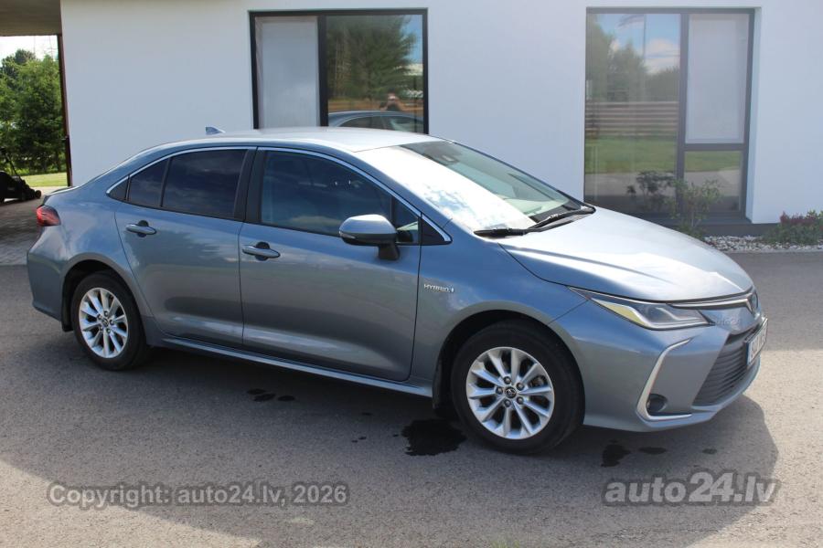 Pelēks Toyota Corolla 2020 Tallina, ar dzinēja tilpumu 1.80 L un nobraukumu 63 tūkst. km par 18500 €, foto 6 vietnē AUTOMOTO.COM.LV