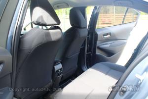 Pelēks Toyota Corolla 2020 Tallina, ar dzinēja tilpumu 1.80 L un nobraukumu 63 tūkst. km par 18500 €, foto 9 vietnē AUTOMOTO.COM.LV
