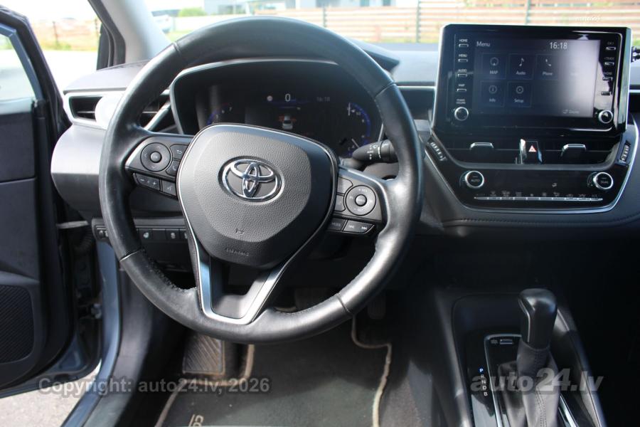 Pelēks Toyota Corolla 2020 Tallina, ar dzinēja tilpumu 1.80 L un nobraukumu 63 tūkst. km par 18500 €, foto 12 vietnē AUTOMOTO.COM.LV