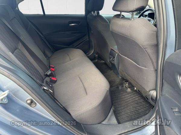Grey Toyota Corolla 2020 in Paide, with an engine capacity of 1.60 L and mileage of 106 thousand km for 14790 €, photo 7 on AUTOMOTO.COM.LV