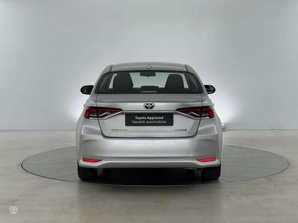 Pelēks Toyota Corolla 2020 Viļņa, ar dzinēja tilpumu 1.80 L un nobraukumu 134 tūkst. km par 18900 €, foto 4 vietnē AUTOMOTO.COM.LV