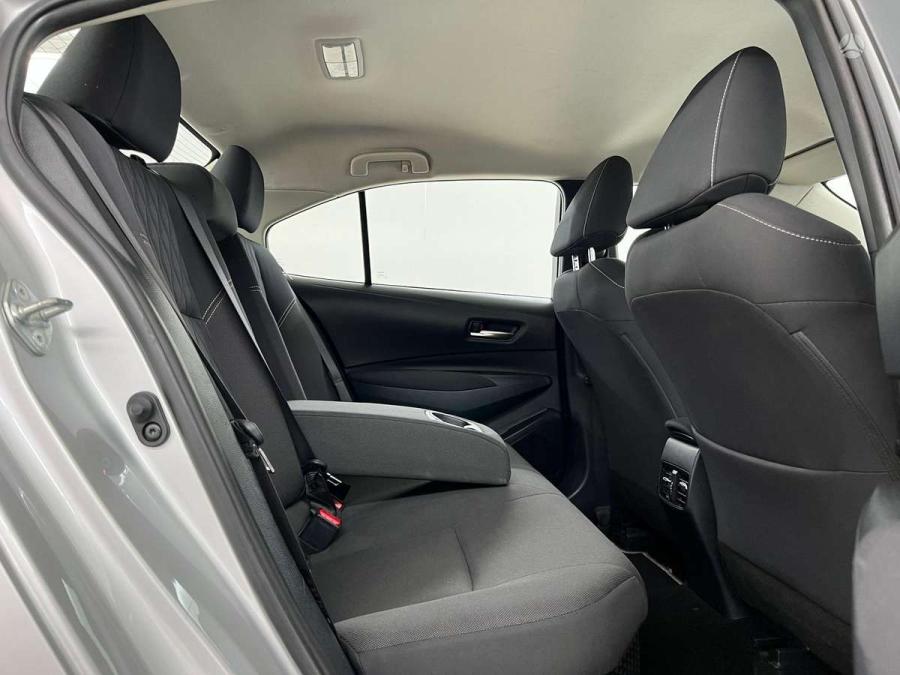 Grey Toyota Corolla 2020 in Vilnius, with an engine capacity of 1.80 L and mileage of 134 thousand km for 18900 €, photo 8 on AUTOMOTO.COM.LV