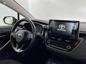 Grey Toyota Corolla 2020 in Vilnius, with an engine capacity of 1.80 L and mileage of 134 thousand km for 18900 €, photo 15 on AUTOMOTO.COM.LV