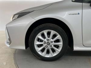 Grey Toyota Corolla 2020 in Vilnius, with an engine capacity of 1.80 L and mileage of 134 thousand km for 18900 €, photo 16 on AUTOMOTO.COM.LV