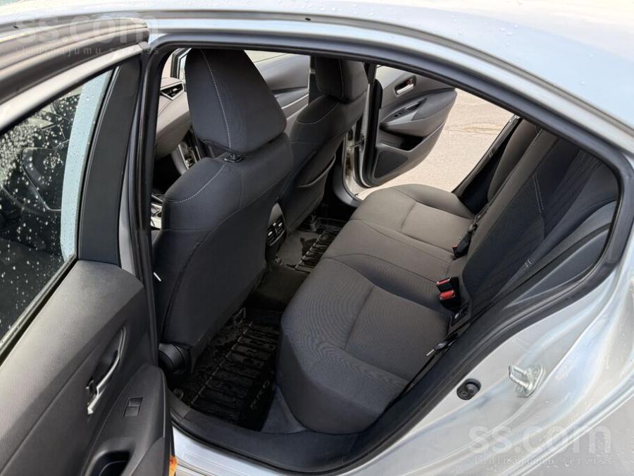 Pelēks Toyota Corolla 2020 Rīga, ar dzinēja tilpumu 1.50 L un nobraukumu 111 tūkst. km par 16000 €, foto 9 vietnē AUTOMOTO.COM.LV