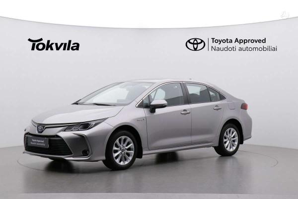 Grey Toyota Corolla 2020 in Vilnius, with an engine capacity of 1.80 L and mileage of 70 thousand km for 18900 €, photo 1 on AUTOMOTO.COM.LV