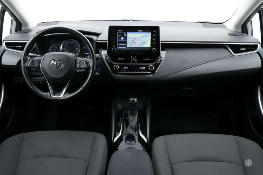 Grey Toyota Corolla 2020 in Vilnius, with an engine capacity of 1.80 L and mileage of 70 thousand km for 18900 €, photo 8 on AUTOMOTO.COM.LV
