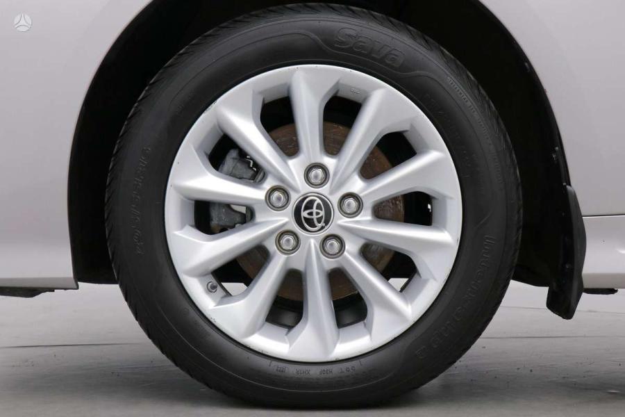 Grey Toyota Corolla 2020 in Vilnius, with an engine capacity of 1.80 L and mileage of 70 thousand km for 18900 €, photo 17 on AUTOMOTO.COM.LV