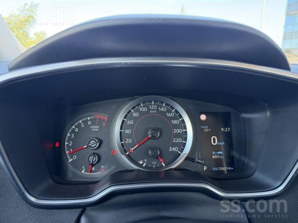 Toyota Corolla 2020 Rīga vietnē Pelēks Toyota Corolla 2020 Rīga, ar dzinēja tilpumu 1.60 L un nobraukumu 106 tūkst. km par 14490 €, foto 8 vietnē AUTOMOTO.COM.LV