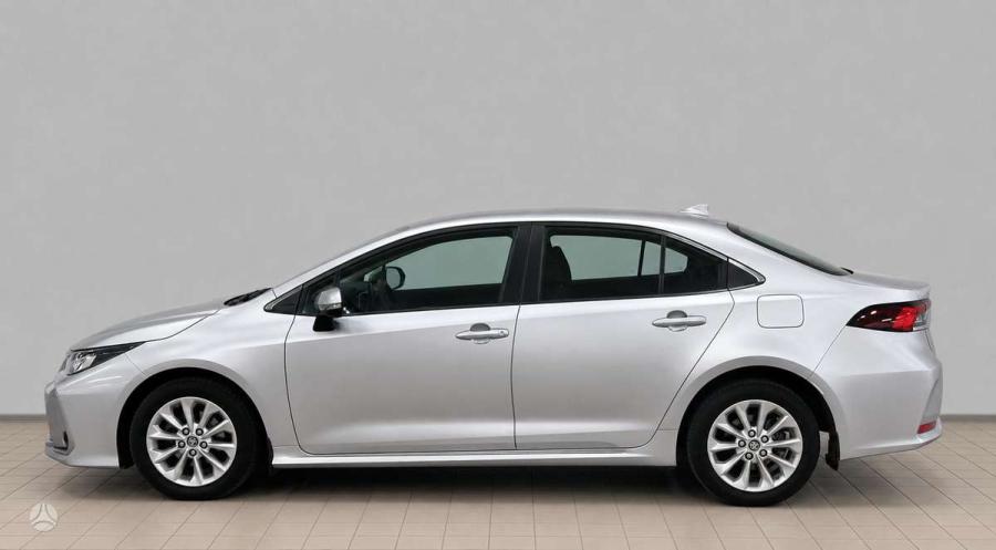 Pelēks Toyota Corolla 2020 Kauņa, ar dzinēja tilpumu 1.60 L un nobraukumu 82 tūkst. km par 15200 €, foto 4 vietnē AUTOMOTO.COM.LV