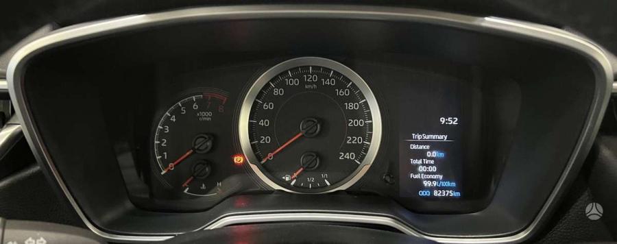 Pelēks Toyota Corolla 2020 Kauņa, ar dzinēja tilpumu 1.60 L un nobraukumu 82 tūkst. km par 15200 €, foto 7 vietnē AUTOMOTO.COM.LV