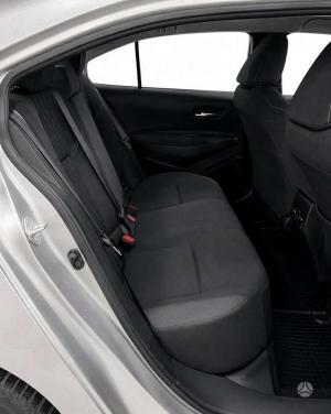 Pelēks Toyota Corolla 2020 Kauņa, ar dzinēja tilpumu 1.60 L un nobraukumu 82 tūkst. km par 15200 €, foto 12 vietnē AUTOMOTO.COM.LV