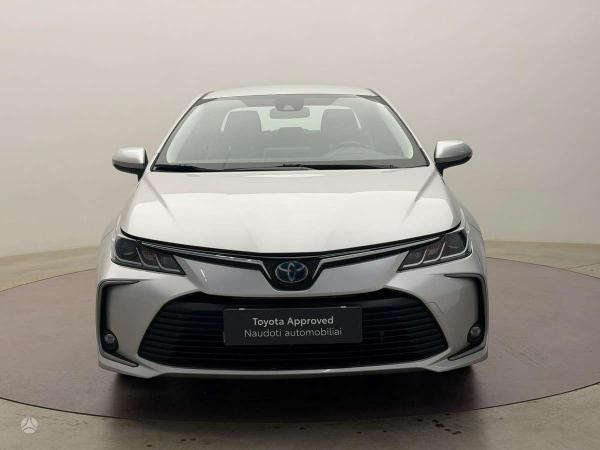 Pelēks Toyota Corolla 2020 Panevēža, ar dzinēja tilpumu 1.80 L un nobraukumu 92 tūkst. km par 17990 €, foto 3 vietnē AUTOMOTO.COM.LV