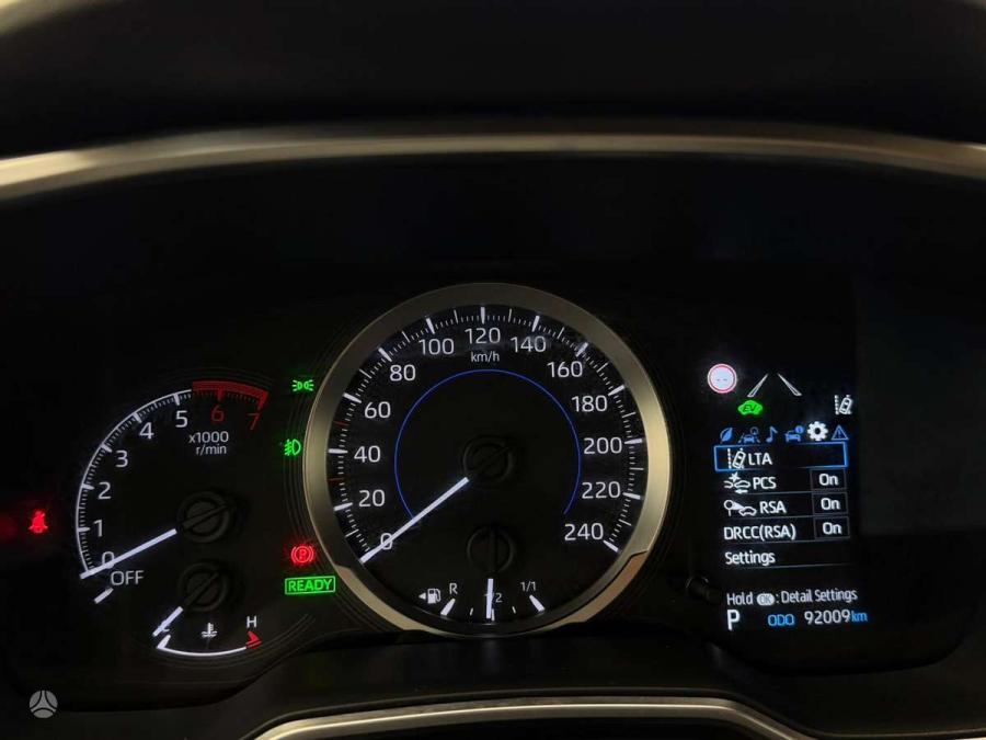 Серый Тойота Королла 2020 в Паневежис, объемом двигателя 1.80 л и пробегом 92 тыс. км за 17990 €, фото 26 на AUTOMOTO.COM.LV