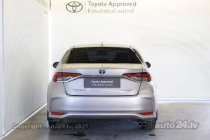 Grey Toyota Corolla 2020 in Tallinn, with an engine capacity of 1.80 L and mileage of 125 thousand km for 15990 €, photo 5 on AUTOMOTO.COM.LV