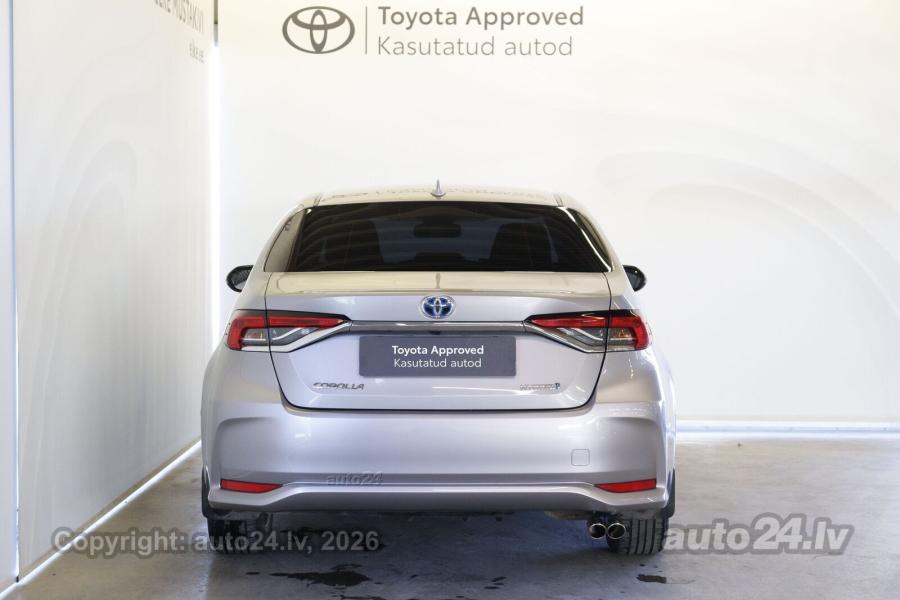 Grey Toyota Corolla 2020 in Tallinn, with an engine capacity of 1.80 L and mileage of 125 thousand km for 15990 €, photo 5 on AUTOMOTO.COM.LV