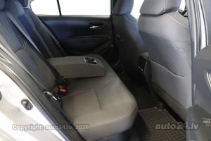 Grey Toyota Corolla 2020 in Tallinn, with an engine capacity of 1.80 L and mileage of 125 thousand km for 15990 €, photo 8 on AUTOMOTO.COM.LV