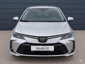 Grey Toyota Corolla 2020 in Vilnius, with an engine capacity of 1.60 L and mileage of 156 thousand km for 14990 €, photo 4 on AUTOMOTO.COM.LV