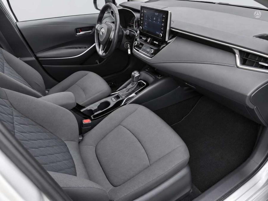 Grey Toyota Corolla 2020 in Vilnius, with an engine capacity of 1.60 L and mileage of 156 thousand km for 14990 €, photo 15 on AUTOMOTO.COM.LV