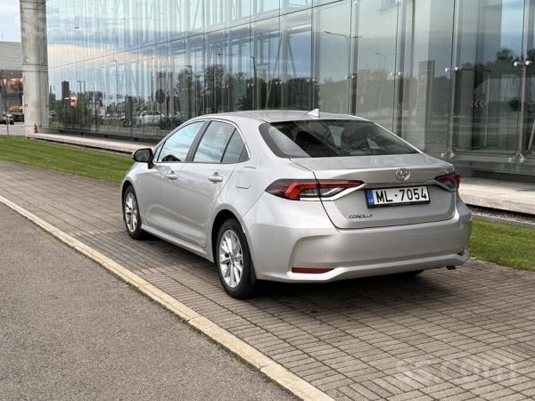 Pelēks Toyota Corolla 2020 Rīga, ar dzinēja tilpumu 1.50 L un nobraukumu 111 tūkst. km par 15500 €, foto 5 vietnē AUTOMOTO.COM.LV