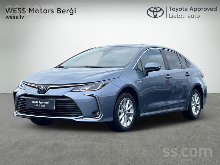 Grey Toyota Corolla 2020 in Riga, with an engine capacity of 1.80 L and mileage of 66 thousand km for 16990 €, photo 1 on AUTOMOTO.COM.LV