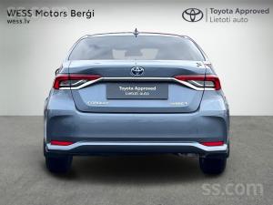 Grey Toyota Corolla 2020 in Riga, with an engine capacity of 1.80 L and mileage of 66 thousand km for 16990 €, photo 5 on AUTOMOTO.COM.LV