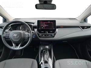 Grey Toyota Corolla 2020 in Riga, with an engine capacity of 1.80 L and mileage of 66 thousand km for 16990 €, photo 9 on AUTOMOTO.COM.LV