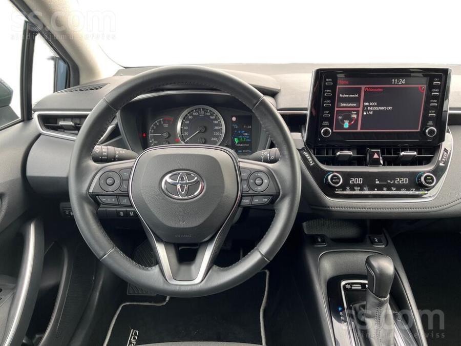 Grey Toyota Corolla 2020 in Riga, with an engine capacity of 1.80 L and mileage of 66 thousand km for 16990 €, photo 10 on AUTOMOTO.COM.LV