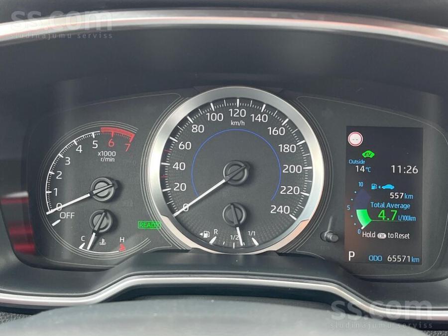 Grey Toyota Corolla 2020 in Riga, with an engine capacity of 1.80 L and mileage of 66 thousand km for 16990 €, photo 14 on AUTOMOTO.COM.LV