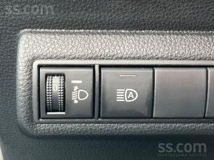 Grey Toyota Corolla 2020 in Riga, with an engine capacity of 1.80 L and mileage of 66 thousand km for 16990 €, photo 18 on AUTOMOTO.COM.LV