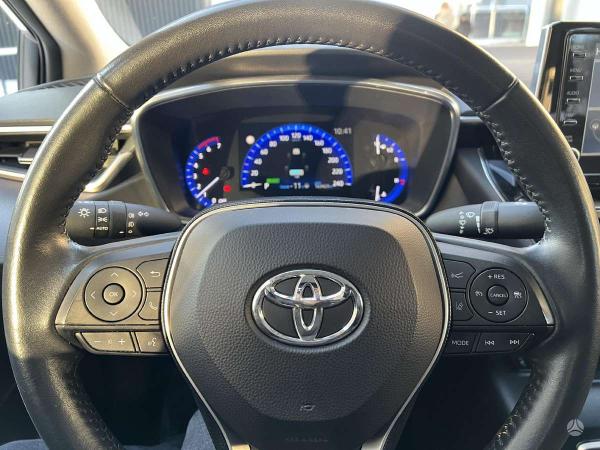 Pelēks Toyota Corolla 2021 Viļņa, ar dzinēja tilpumu 1.80 L un nobraukumu 163 tūkst. km par 16000 €, foto 7 vietnē AUTOMOTO.COM.LV
