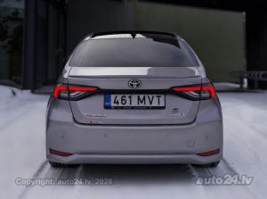 Pelēks Toyota Corolla 2021 Tallina, ar dzinēja tilpumu 1.80 L un nobraukumu 62 tūkst. km par 23900 €, foto 4 vietnē AUTOMOTO.COM.LV