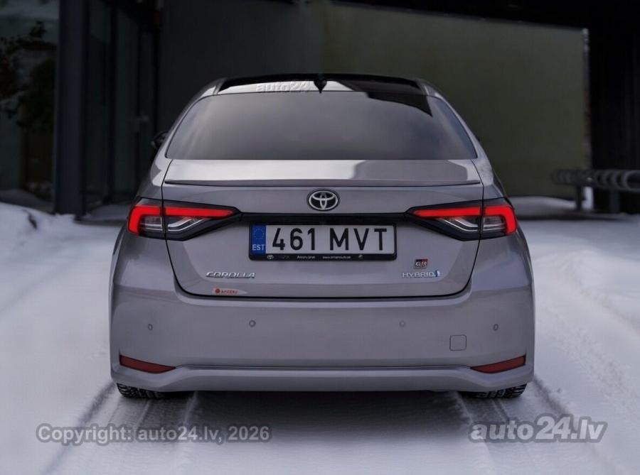 Pelēks Toyota Corolla 2021 Tallina, ar dzinēja tilpumu 1.80 L un nobraukumu 62 tūkst. km par 23900 €, foto 4 vietnē AUTOMOTO.COM.LV